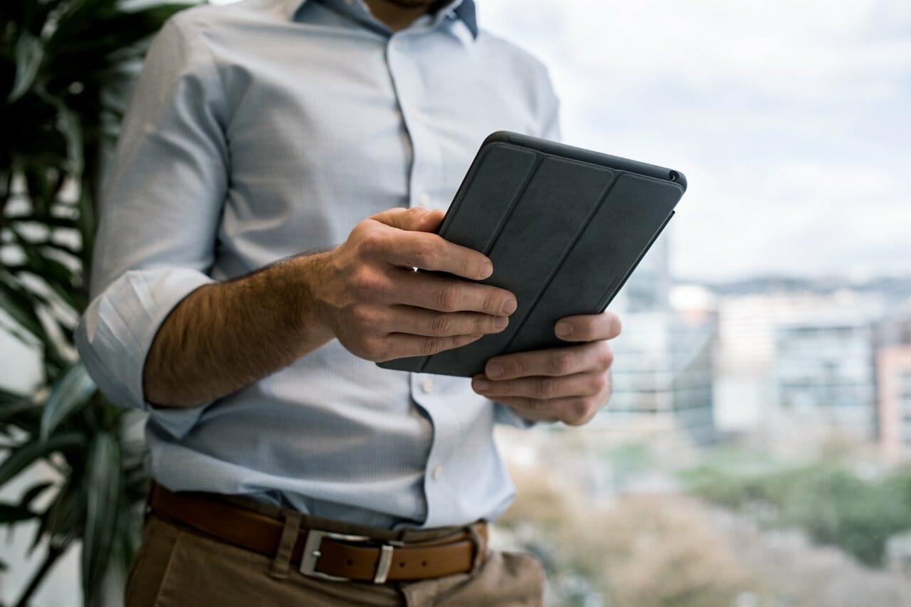Should we replace textbooks with tablets? | Penprofile